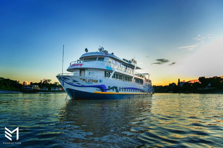 MV Utshav Ship – Travesia Tours & Travels
